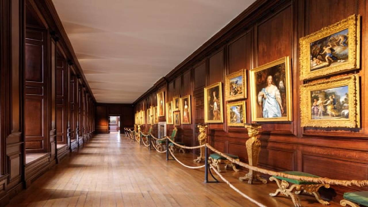 Half-Day Trip to Hampton Court Palace from London – Tudor Palace ...